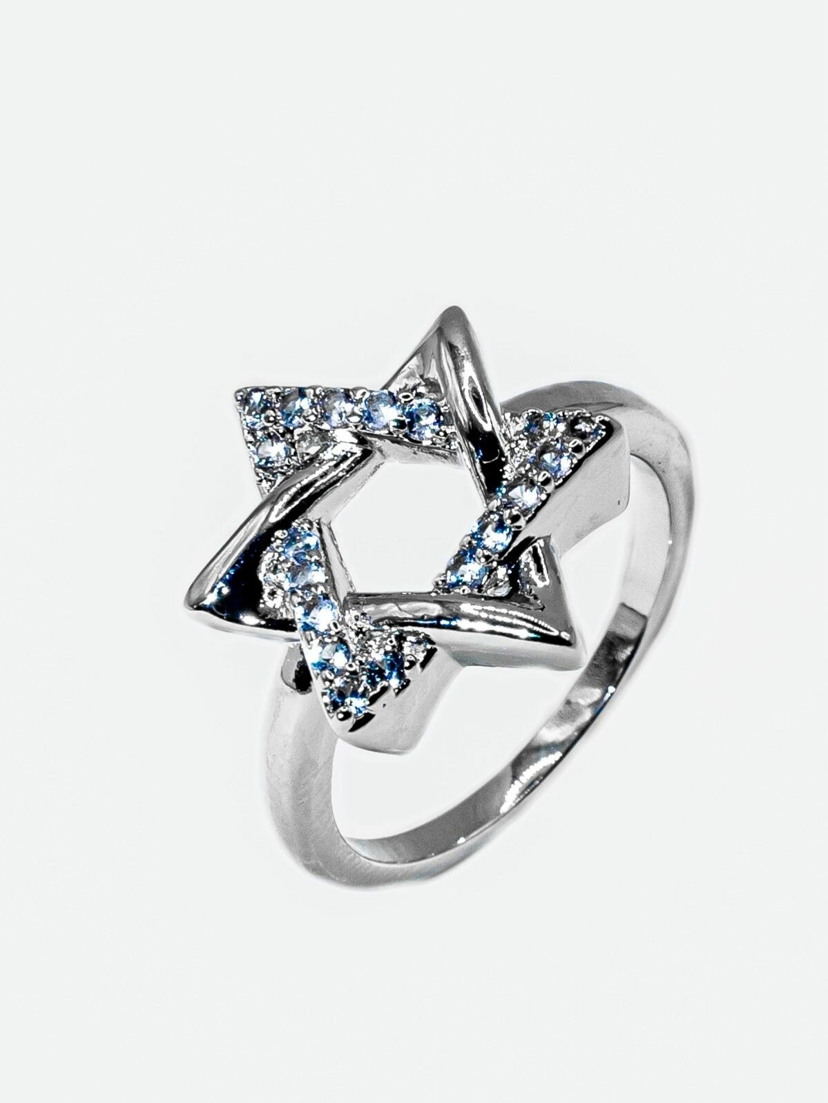 Кольцо, фианит