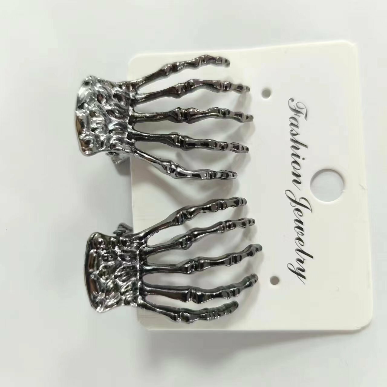 Зажим для рук "Маленький череп", металлический, цинковый сплав, пушечно-черный, два цвета