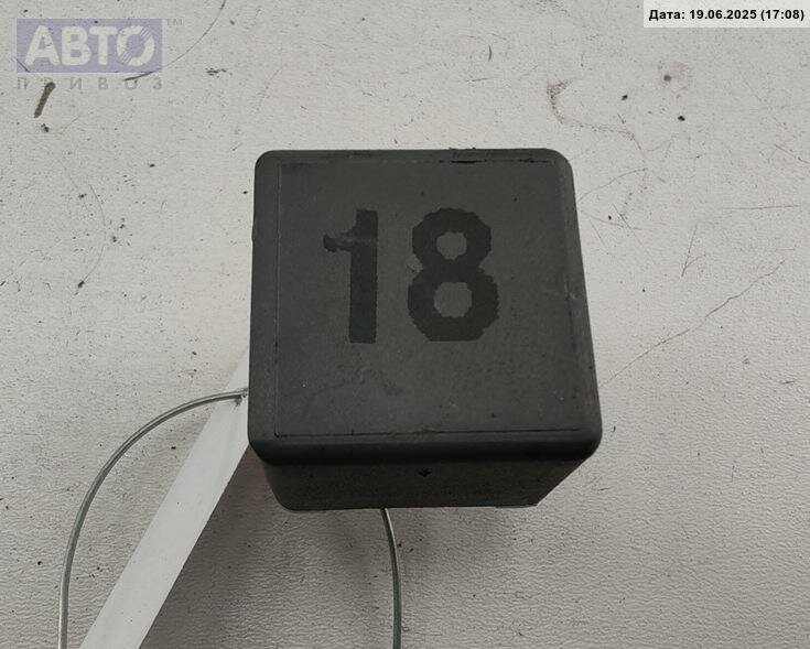 Реле (прочие) Volkswagen Passat B4