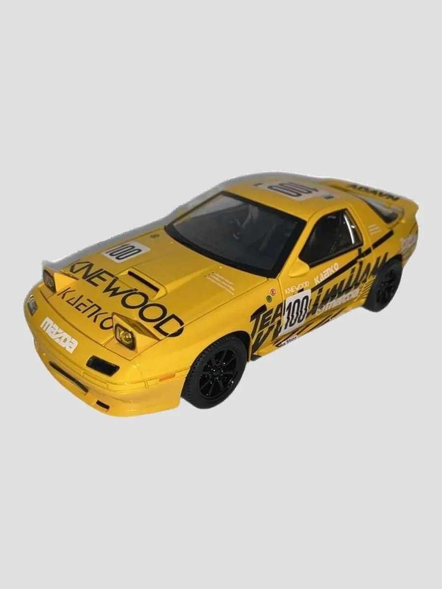 Машинка инерционная Mazda RX-7 21см металлическая модель желтая 1:24, со светом и звуком