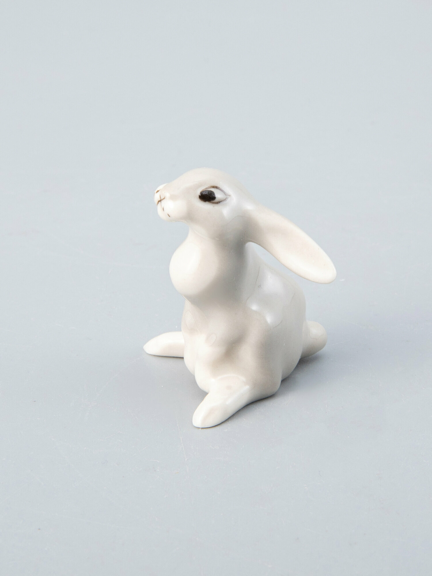 Фарфоровая статуэтка "Зайчонок" миниатюра, Императорского фарфорового завода 4,3х3,5х3,6см