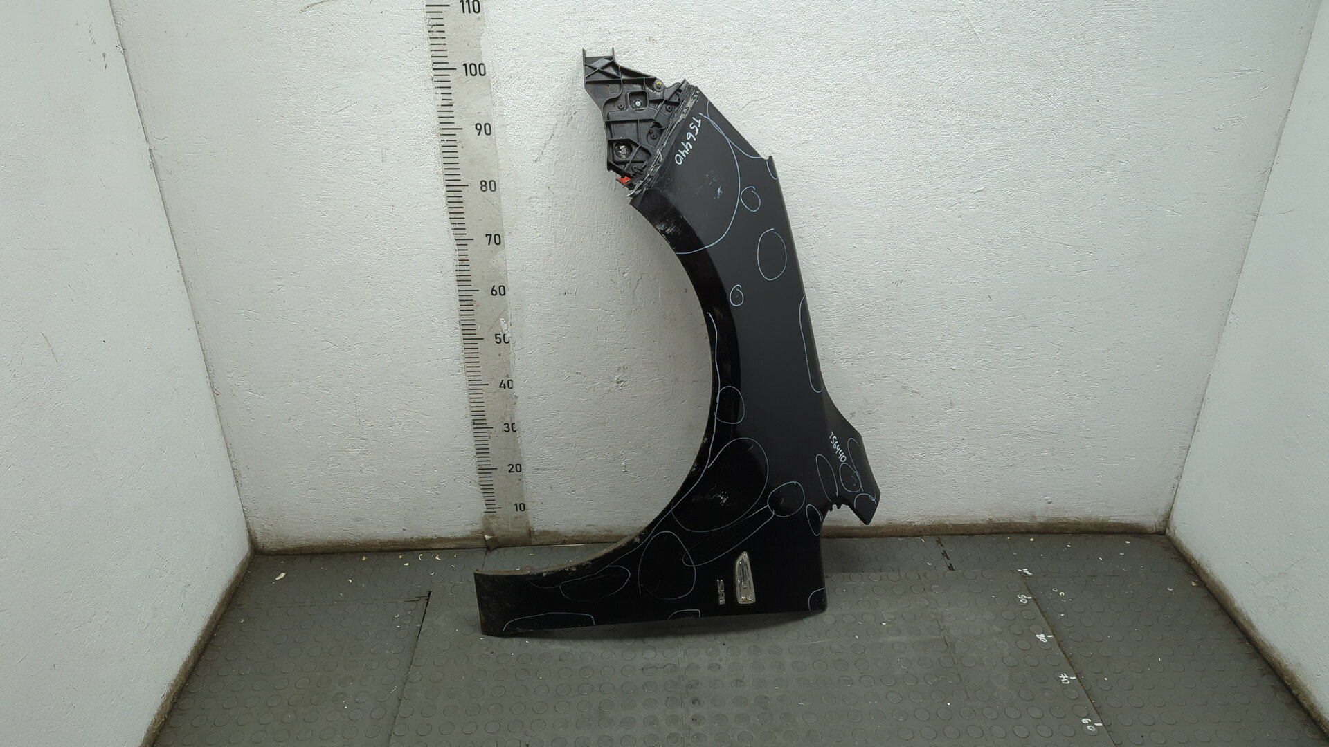 Крыло левое переднее Opel Astra J Б/У