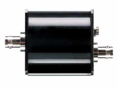 AKG ASU4000 накабельный источник питания для антенн RA4000 B/W