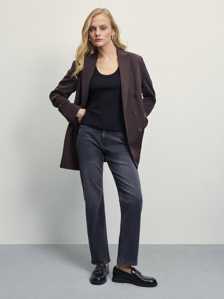 Джинсы зауженные 