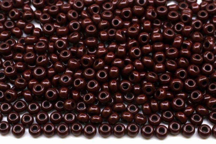 Бисер чешский PRECIOSA круглый 10/0 13780 коричневый непрозрачный, 5 грамм