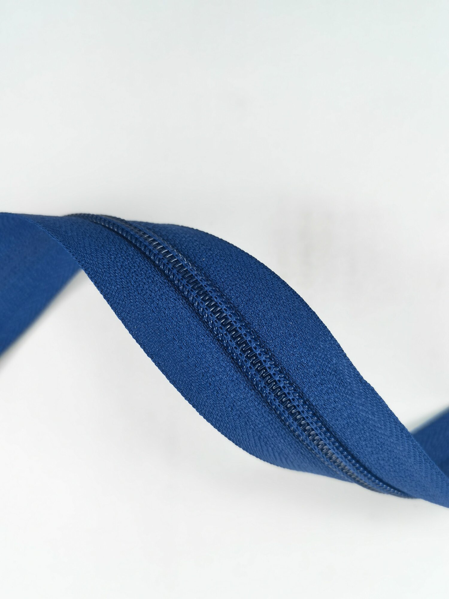 Молния рулонная тип 5, 5 метров, синий 227/ витая (спиральная)