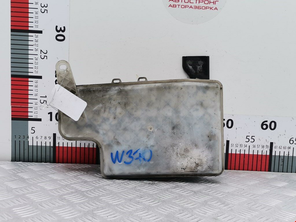 Бачок омывателя BMW 7-Series (E65/E66) 61667009123 арт. 1905772