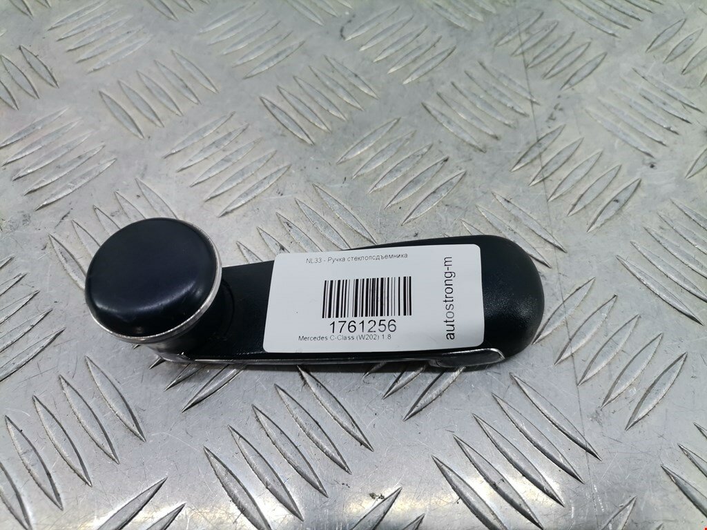 Ручка стеклоподъемника Mercedes C-Class (W202) A2027600002 арт. 1761256
