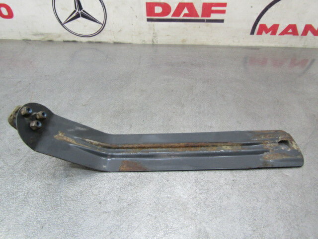 Кронштейн брызговика Scania P, R, G