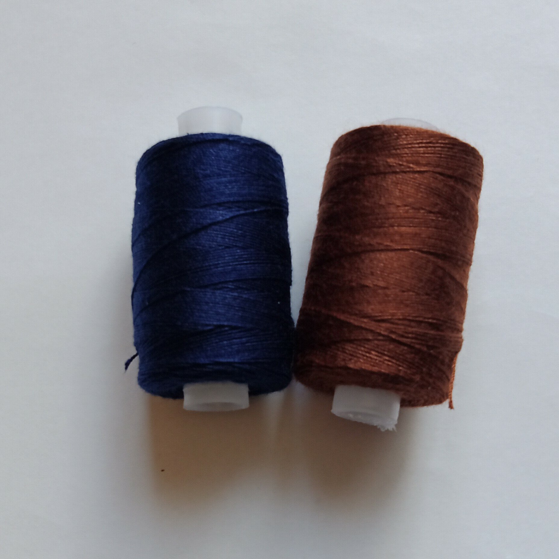 Набор сверхпрочных ниток для отделки джинсовых изделий (для тяжёлых тканей), 2 шт, 400 м