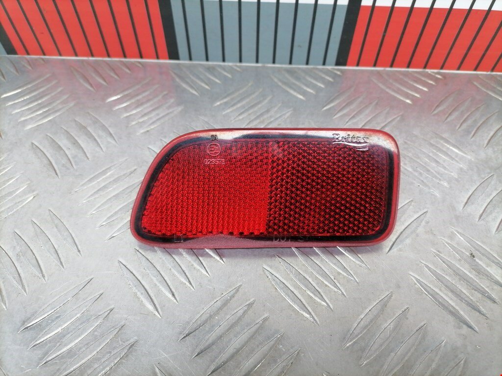 Катафот (отражатель) бампера левый Chevrolet TrailBlazer 1 15000427 арт. 2087513