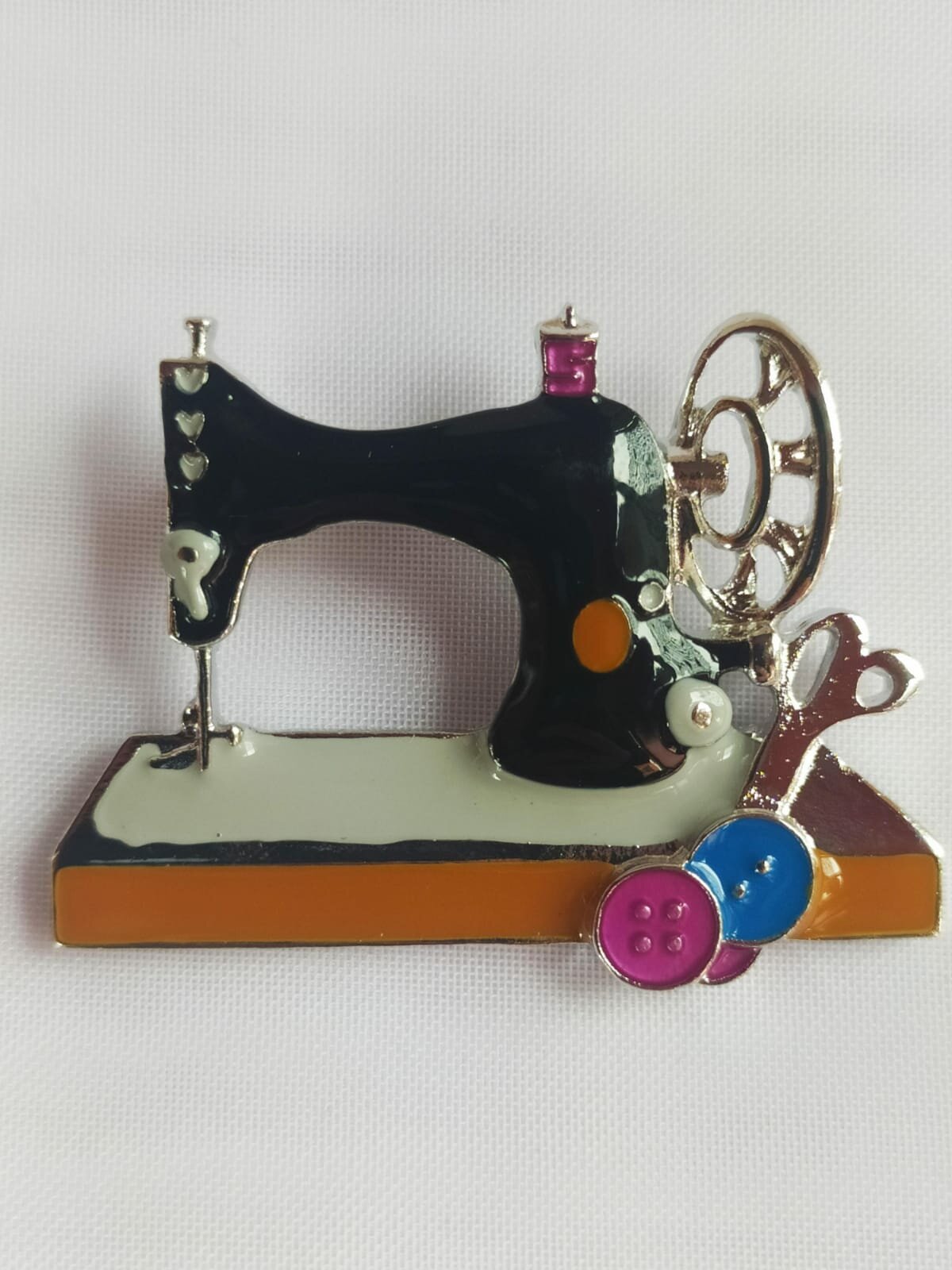 Брошь, эмаль