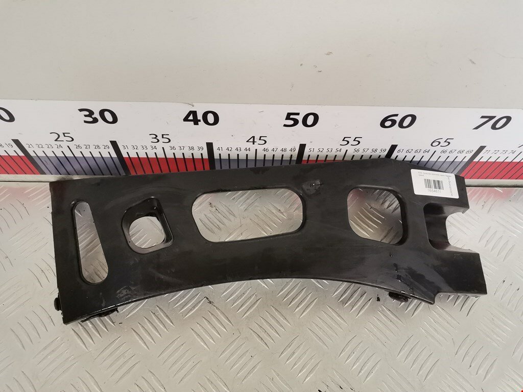 Кронштейн (крепление) заднего бампера правый Citroen C4 Picasso 1 7416E4 арт. 1654611