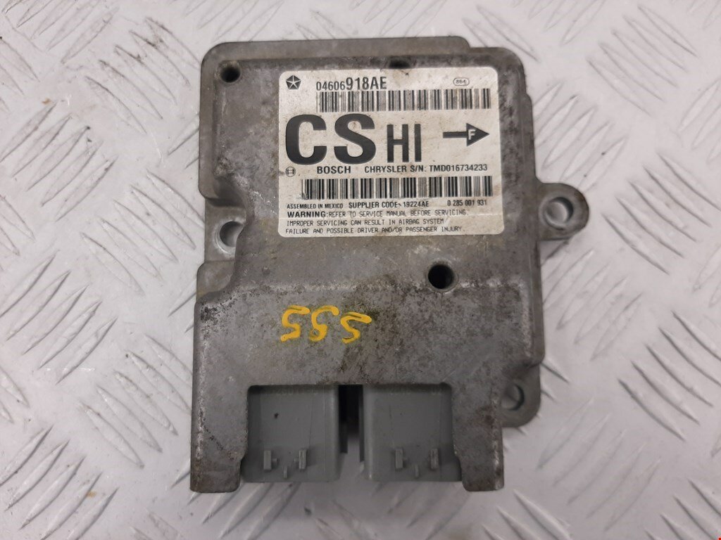 Блок управления Air Bag Chrysler Pacifica 1 04606918AE арт. 782497