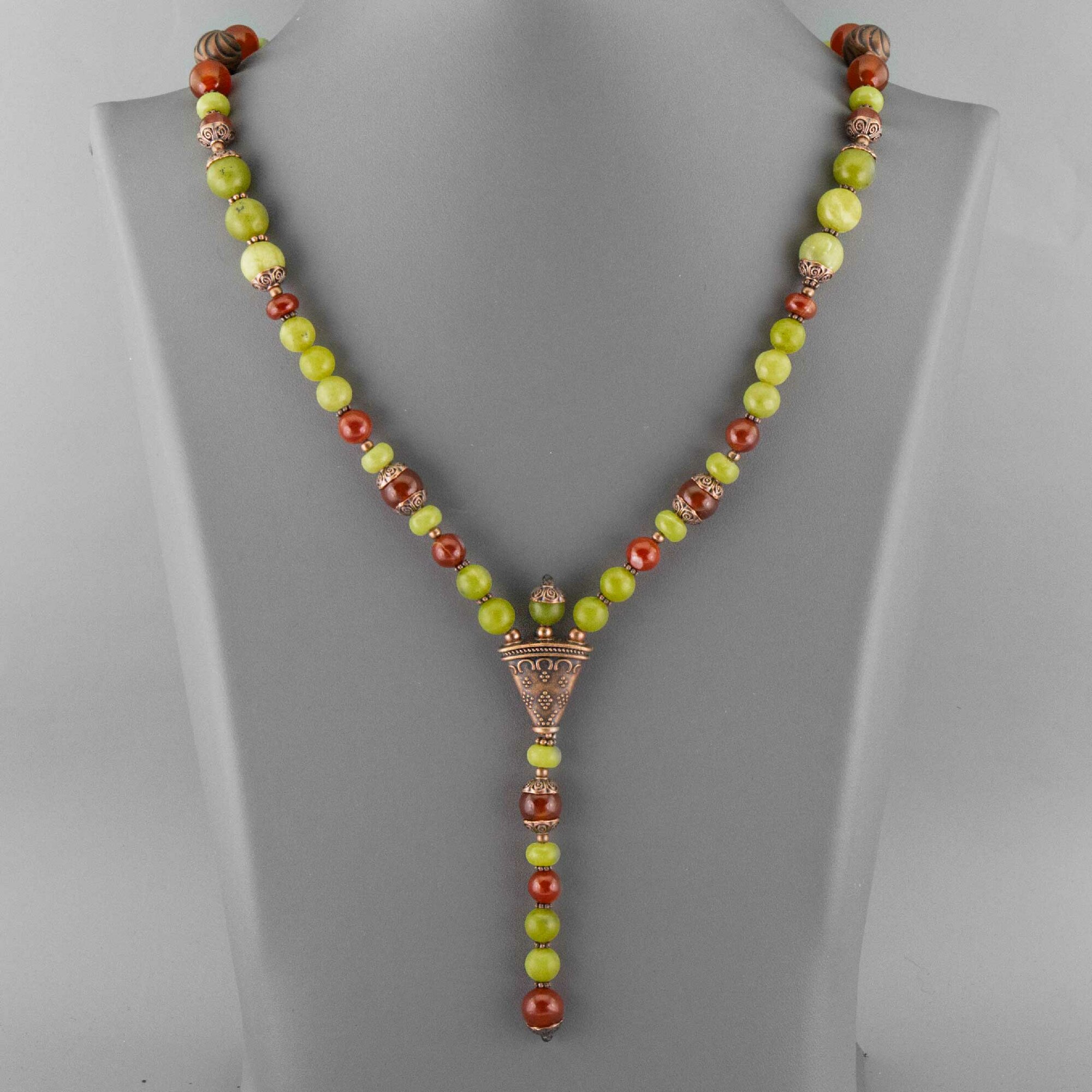 Бусы, сердолик