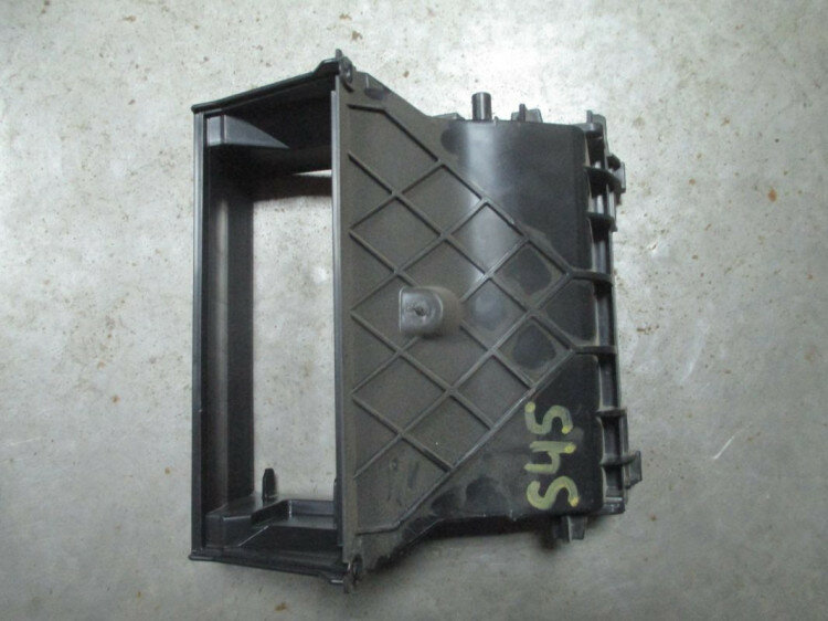 Печка - Корпус камеры накопительной печки отопителя 1793745 BV6N19291DA AV6N19291 Форд Фокус 3