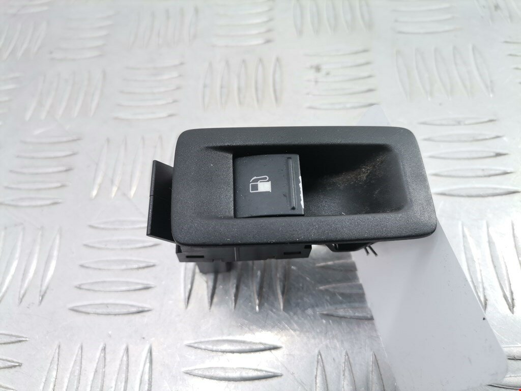 Кнопка открытия лючка бензобака Volkswagen Touran 1 1T0959833A арт. 1669183
