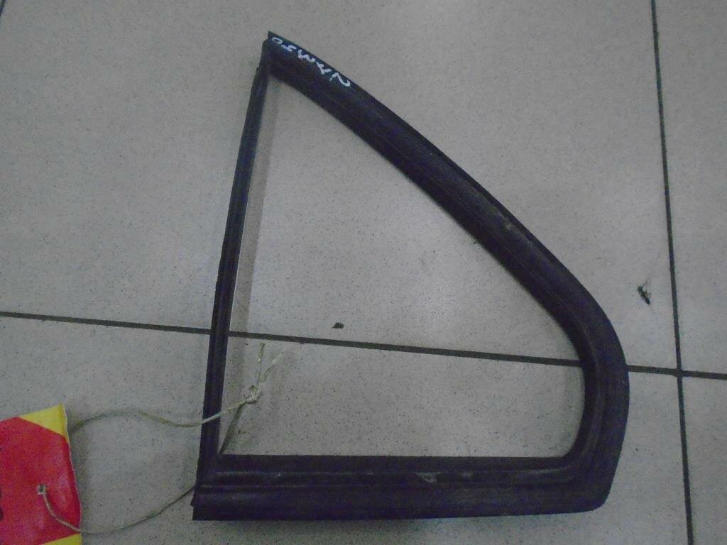 Уплотнитель стекла двери задней левой форточки от Iran Khodro Samand 2003>