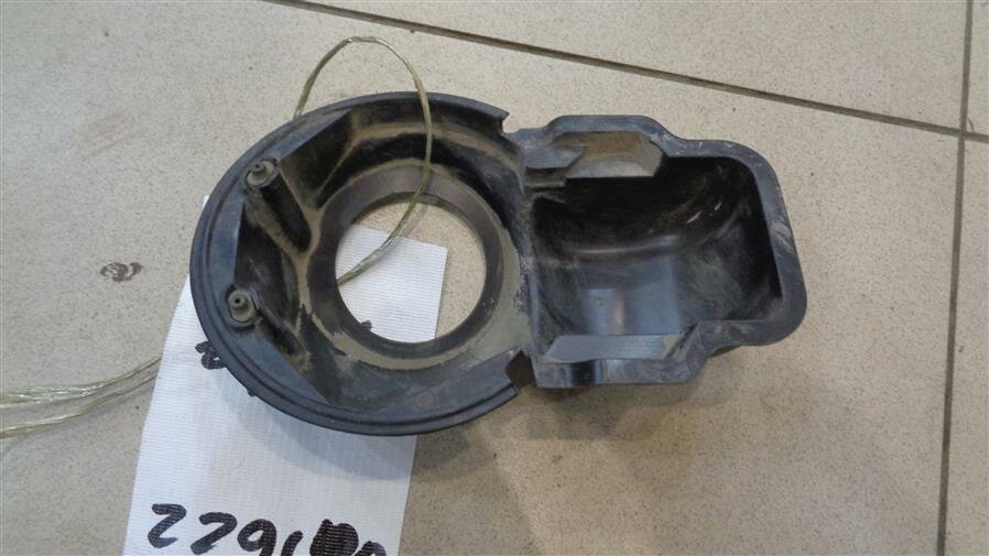 Лючок бензобака ниша от Dodge Caliber PM 2006-2011