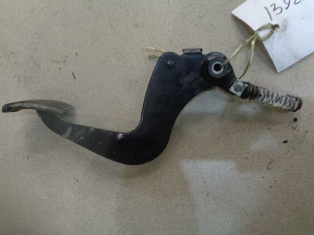 Педаль сцепления от Fiat Albea 2002-2012