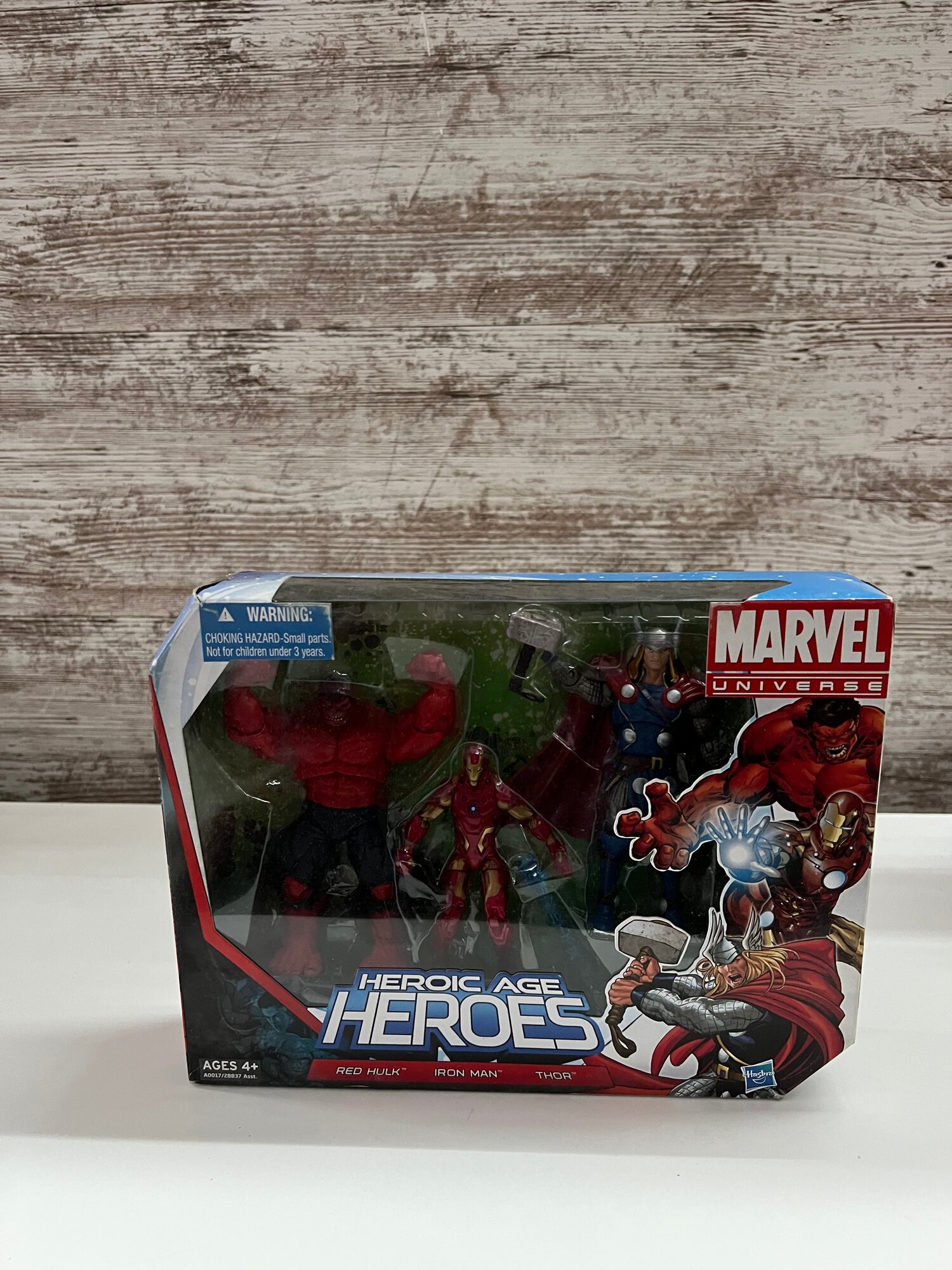 Набор фигурок Марвел красный Халк Железный человек Тор от Hasbro