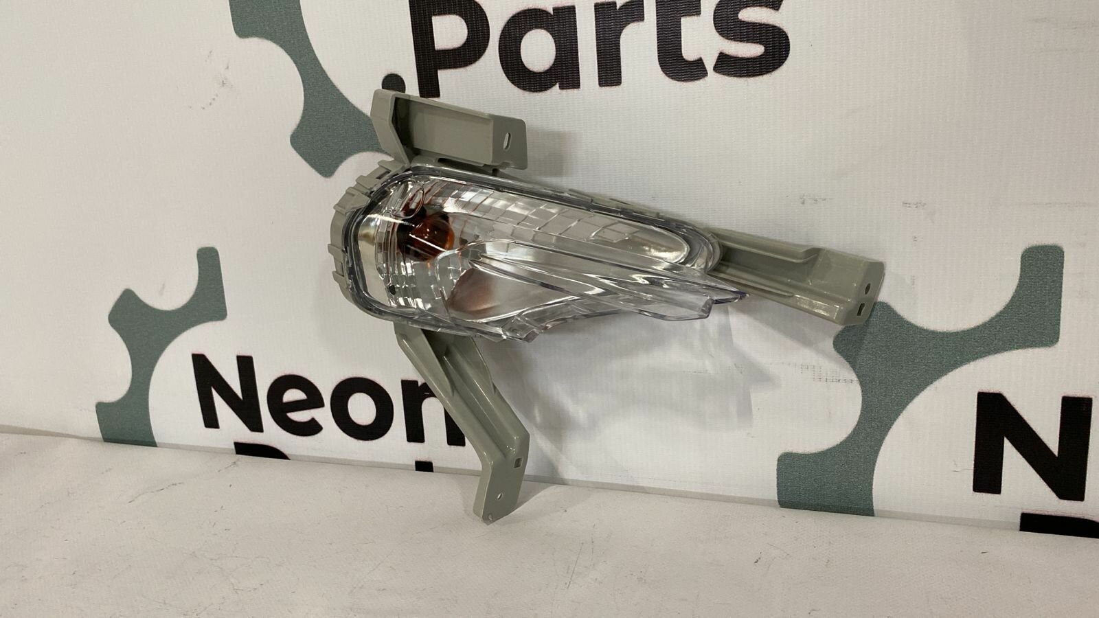 ПТФ (указатель поворота) левая Hyundai Sonata 8 DN8 19-н. в