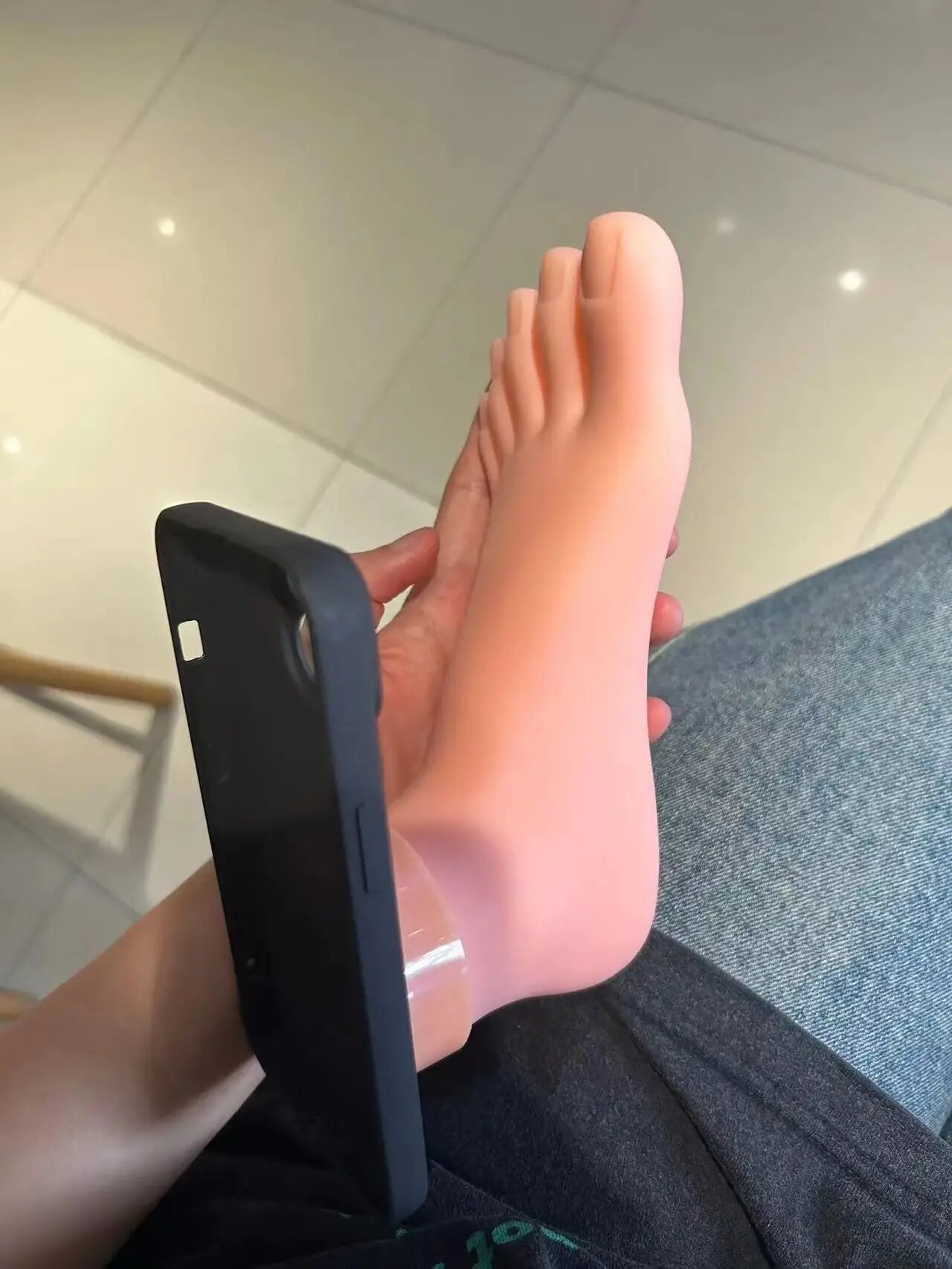 Чехол для iPhone 11 6.1" в форме ноги, 3D силикон