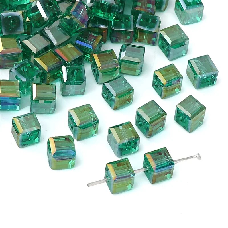 Бусины Beadia стеклянные квадратные 4/6/8 мм 10 шт Изумрудный, 03 Dark Green