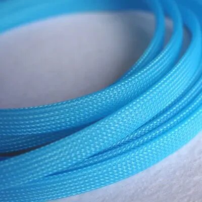 Плетеная проволочная втулка из ПЭТ SKYGOD 2mm, UV Blue, 5 Meters