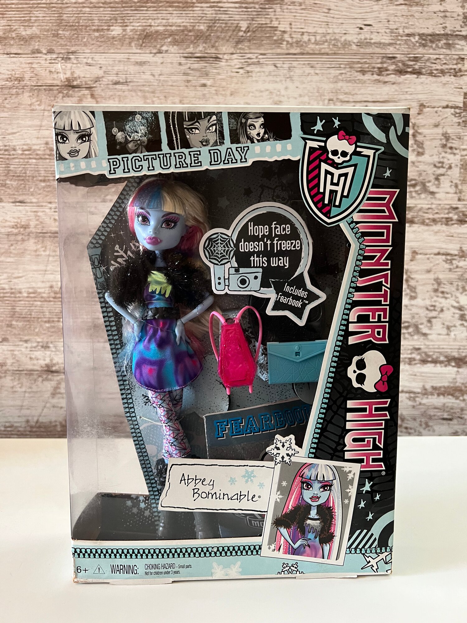 Фигурка Эбби Боминейбл, Школа Монстров, Abbey Bominable, Monster High, 28 см, от Mattel