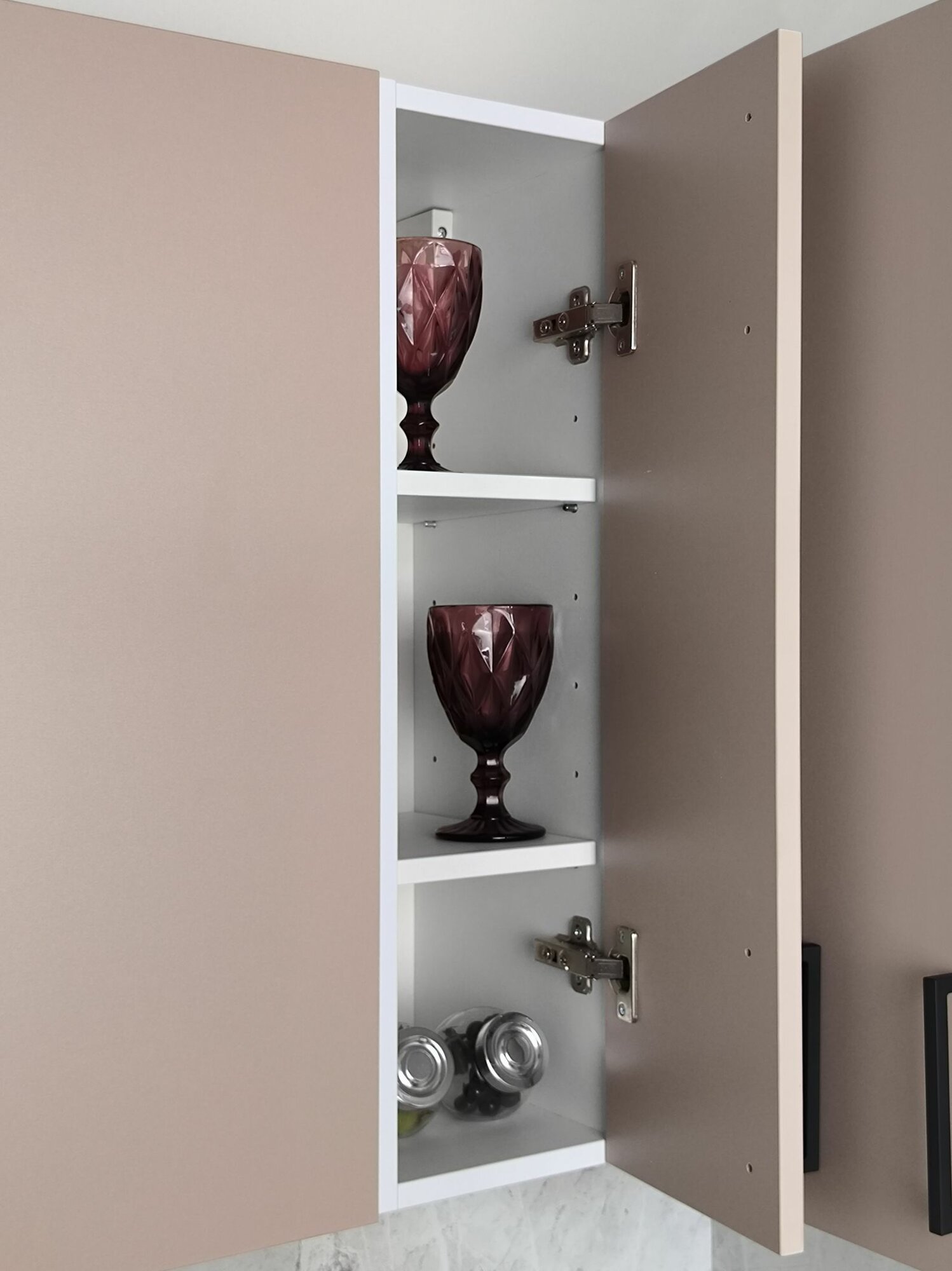 Кухонный гарнитур VITAMIN модульный шкаф навесной с полками, ЛДСП, цвет "Капучино" ширина 20 см.