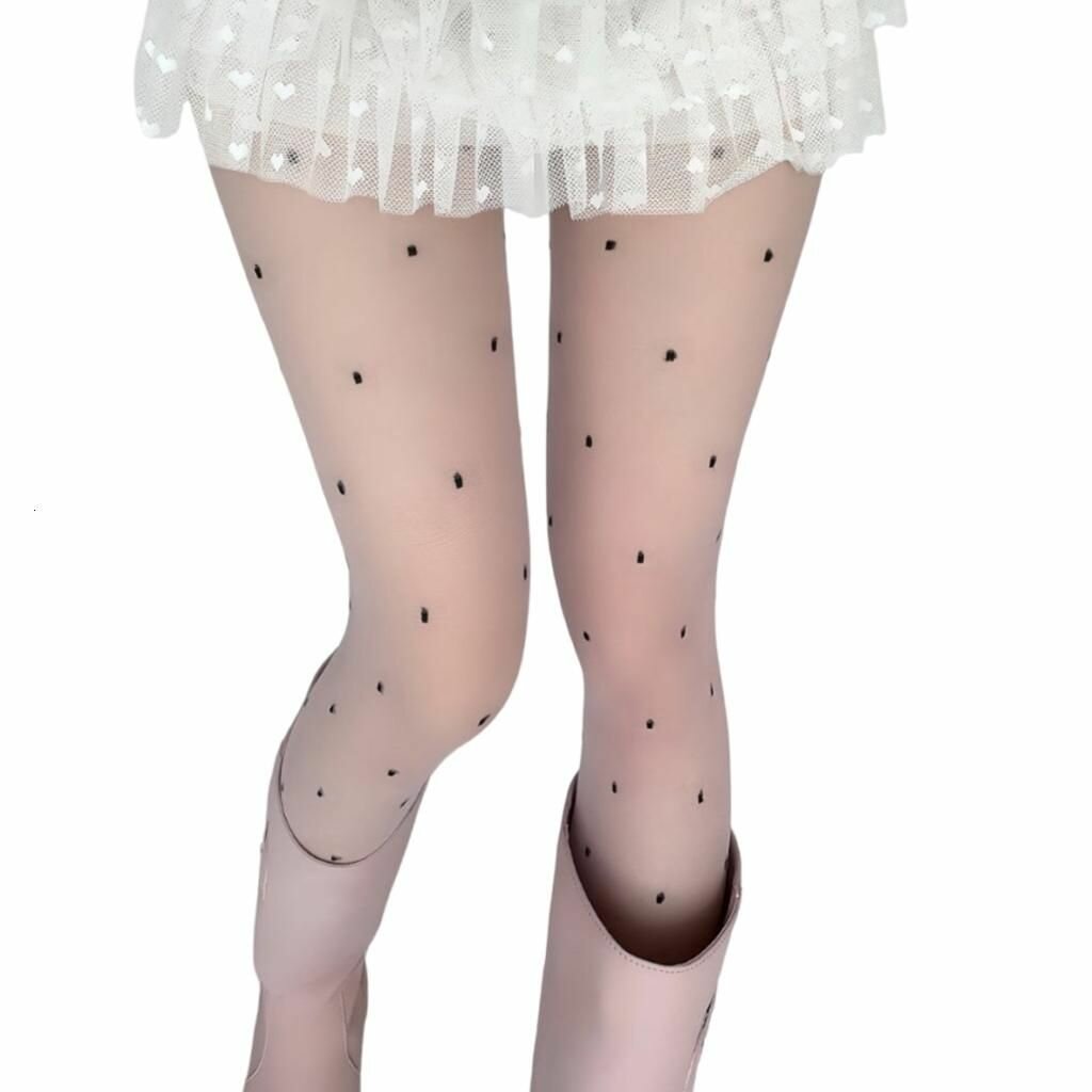 Круглые чулки в горошек-молочно-белые в черный горошек