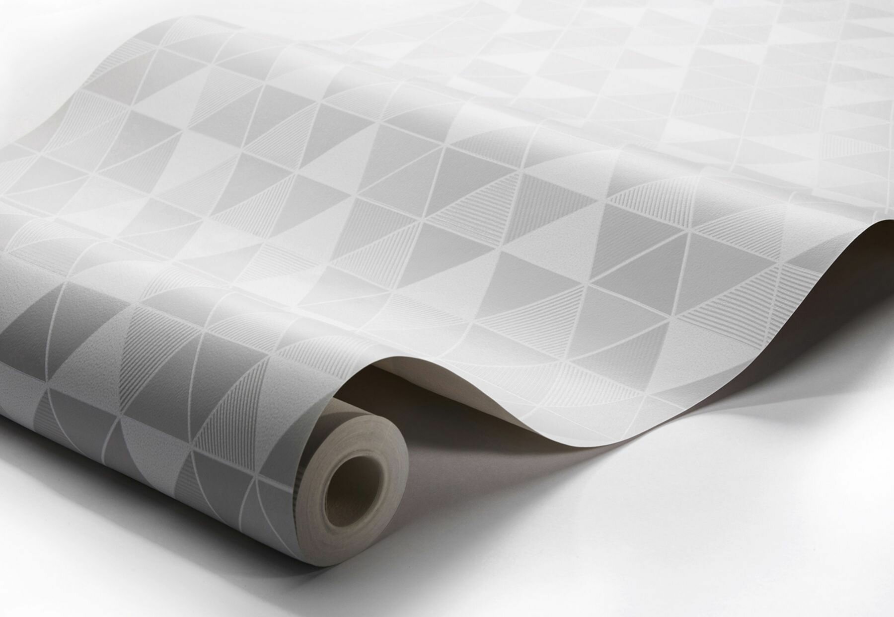 Обои с геометрическим принтом "Triangular" арт. 8812 из каталога GRAPHIC WORLD от ECO WALLPAPER (Швеция)