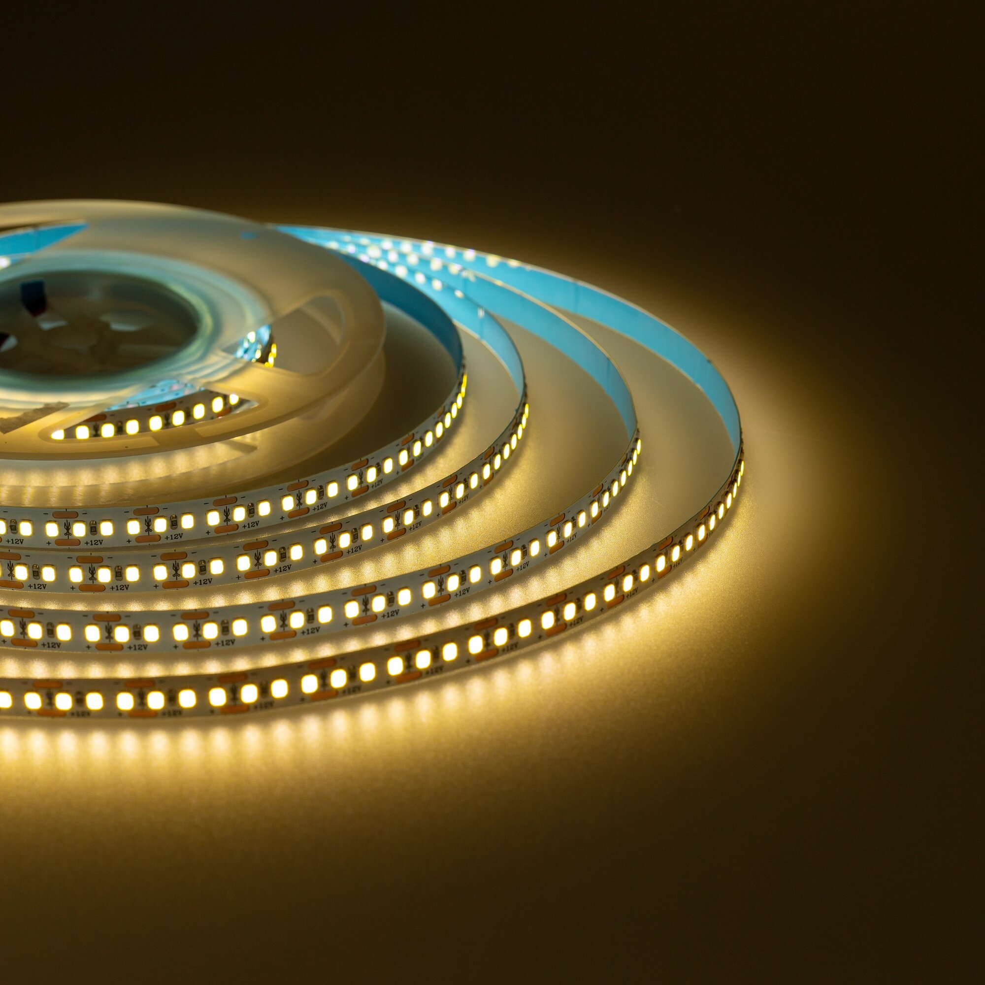 Светодиодная лента 5м, 12В, IP20, 180 LED/m 2835 180 диодов супер яркая LED WW
