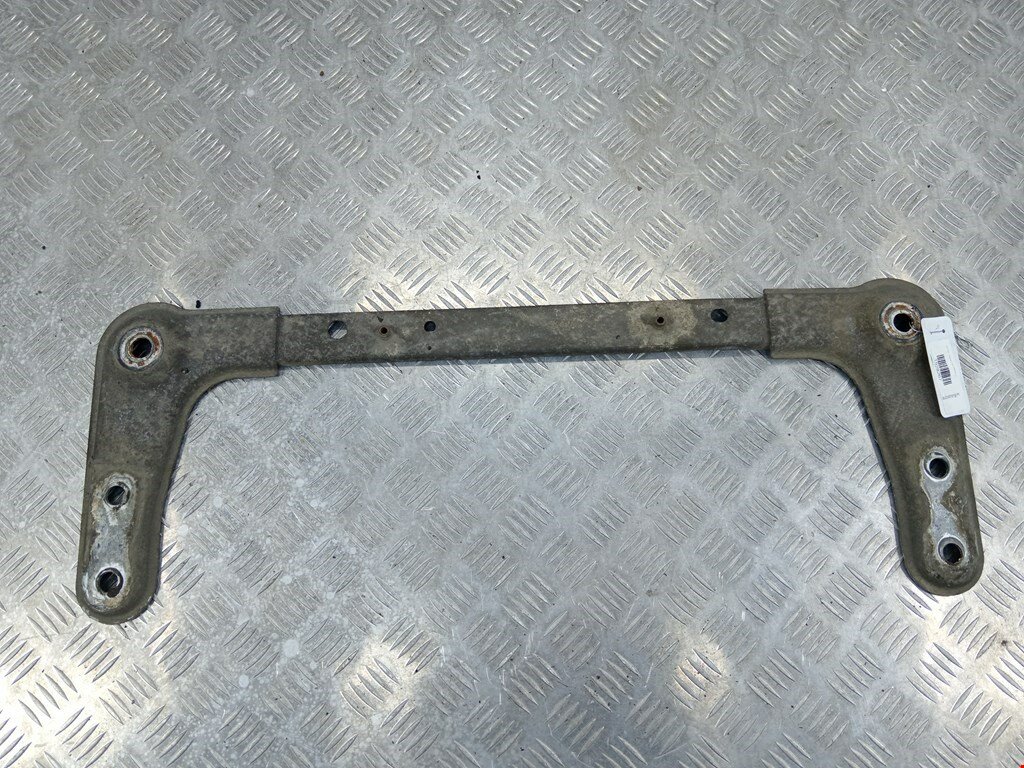 Балка под радиатор Renault Megane 2 арт. 1928267