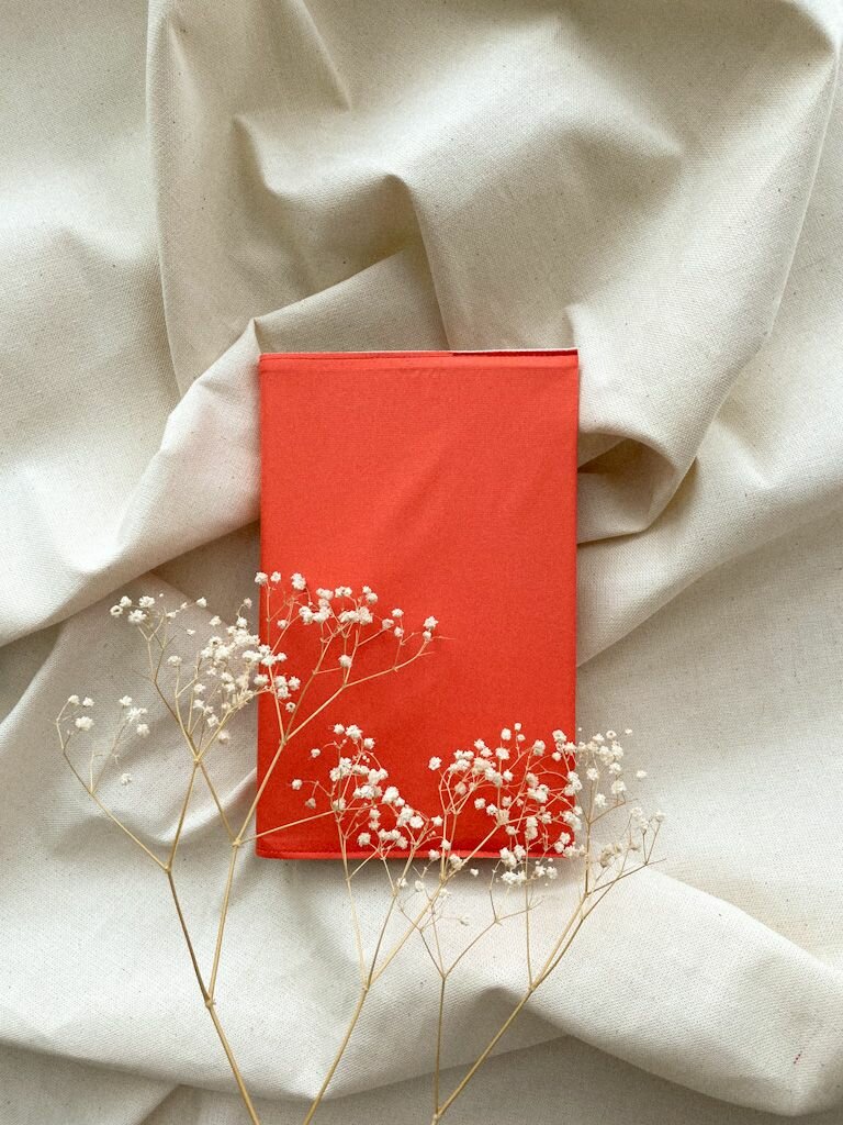 Обложка для книг из водоотталкивающей ткани.