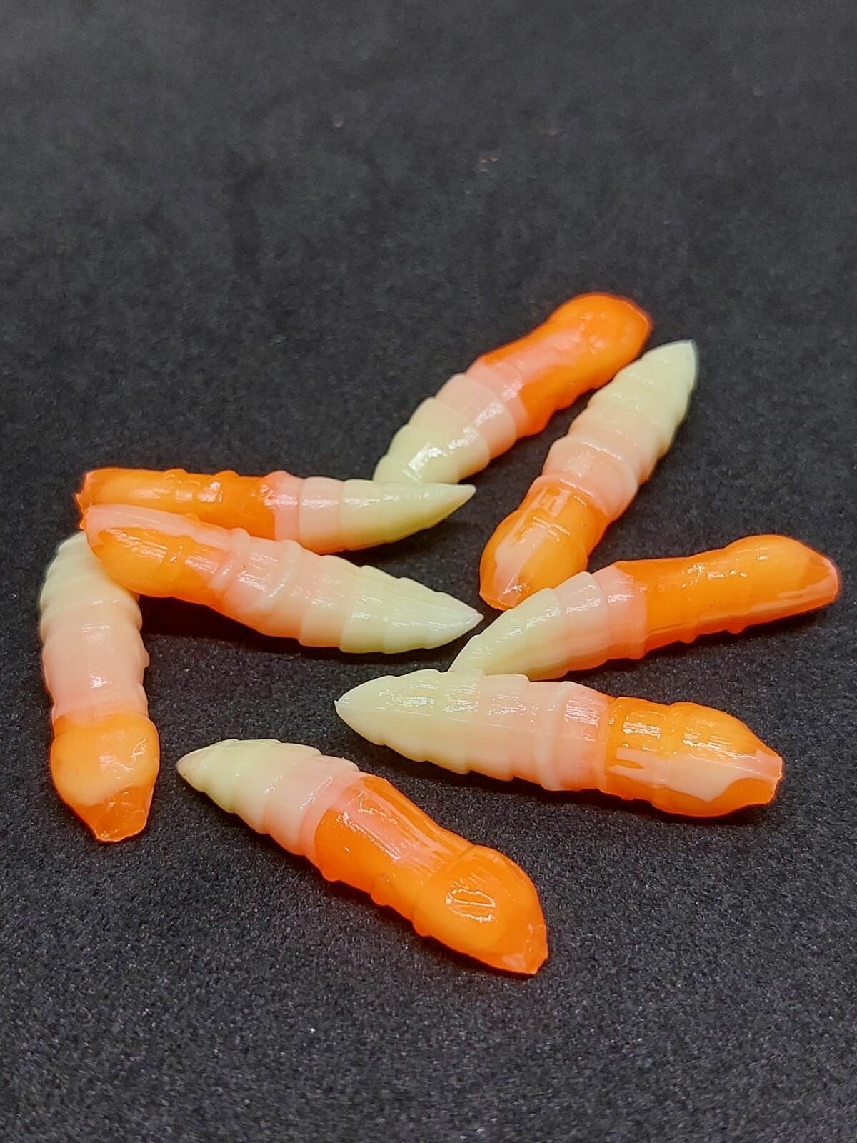 Силиконовые приманки. Съедобные. PUPA. Цвет Белый-оранжевый