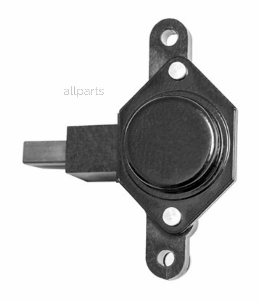 LADA 21080370150082 Реле (регулятор напряжения) с щет. узл. ВАЗ-2108-21099,2113-2115,1111 LADA 21080370150082