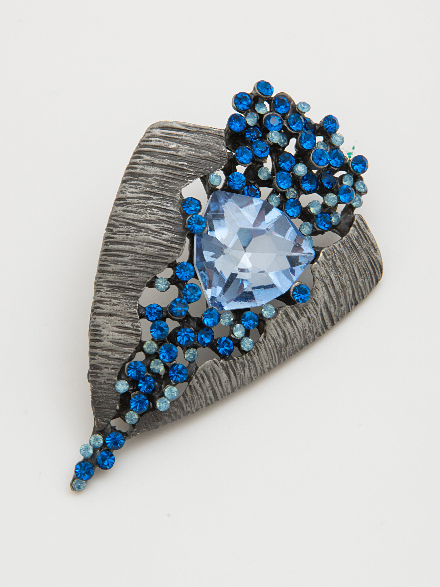 Брошь, кристалл