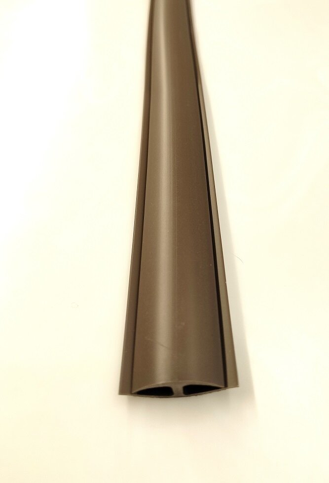 Порог ПВХ для стыкования ковролина, линолеума 25/35 х 6 х 0,9м коричневый