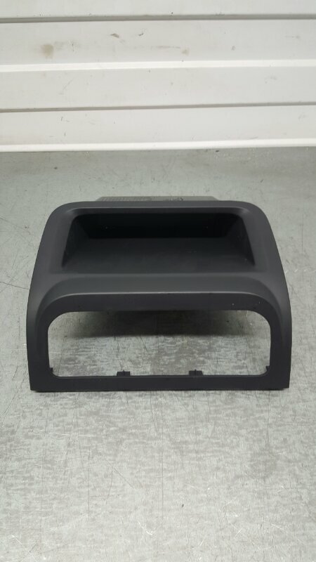 Накладка торпедо Volkswagen Tiguan 5N1 CTHA 5m0819422