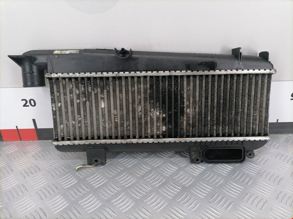 Интеркулер (радиатор интеркулера) Peugeot 306 0384F2 арт. 217866