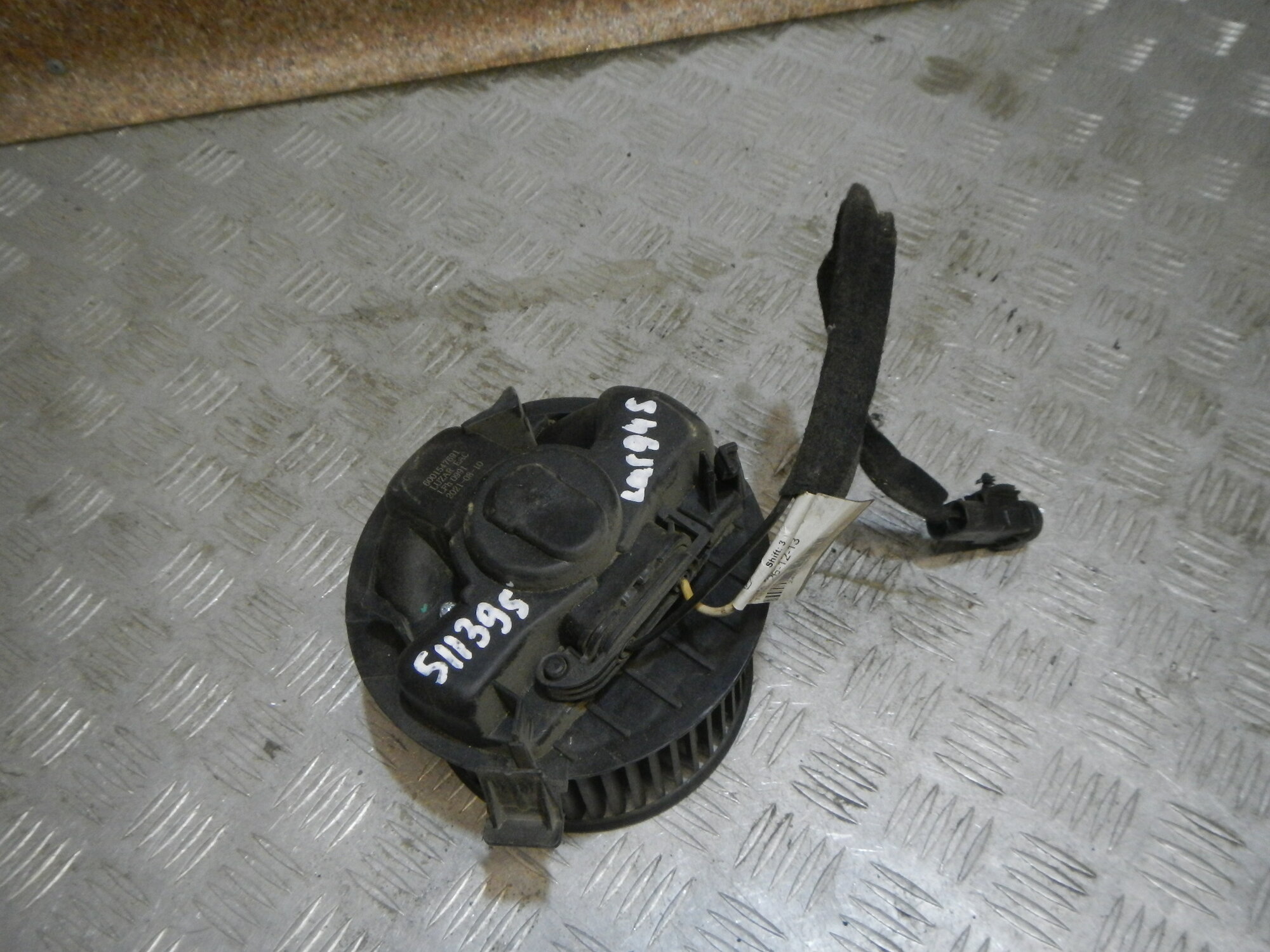 Б/У Моторчик отопителя, ВАЗ (VAZ)-LADA LARGUS (ларгус) LADA LARGUS (Ларгус) Luzar Без видимых повреждений. 511395 LADA ар...