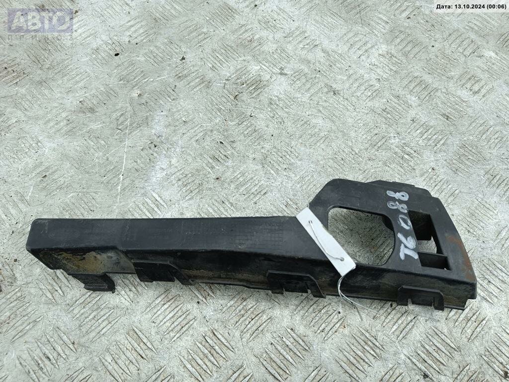 Кронштейн бампера переднего Ford Focus 2 (2004-2010)