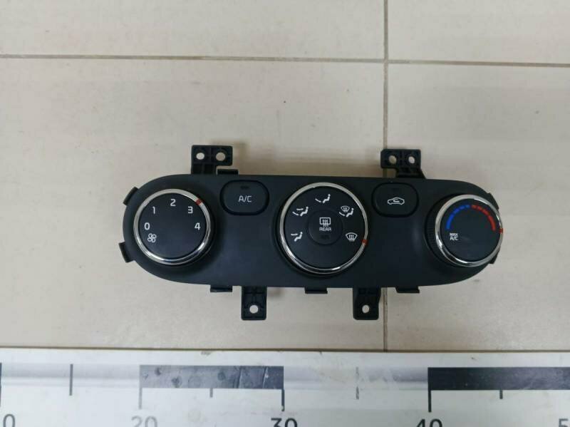 Блок управления отопителем Kia Cerato YD 2013-2020