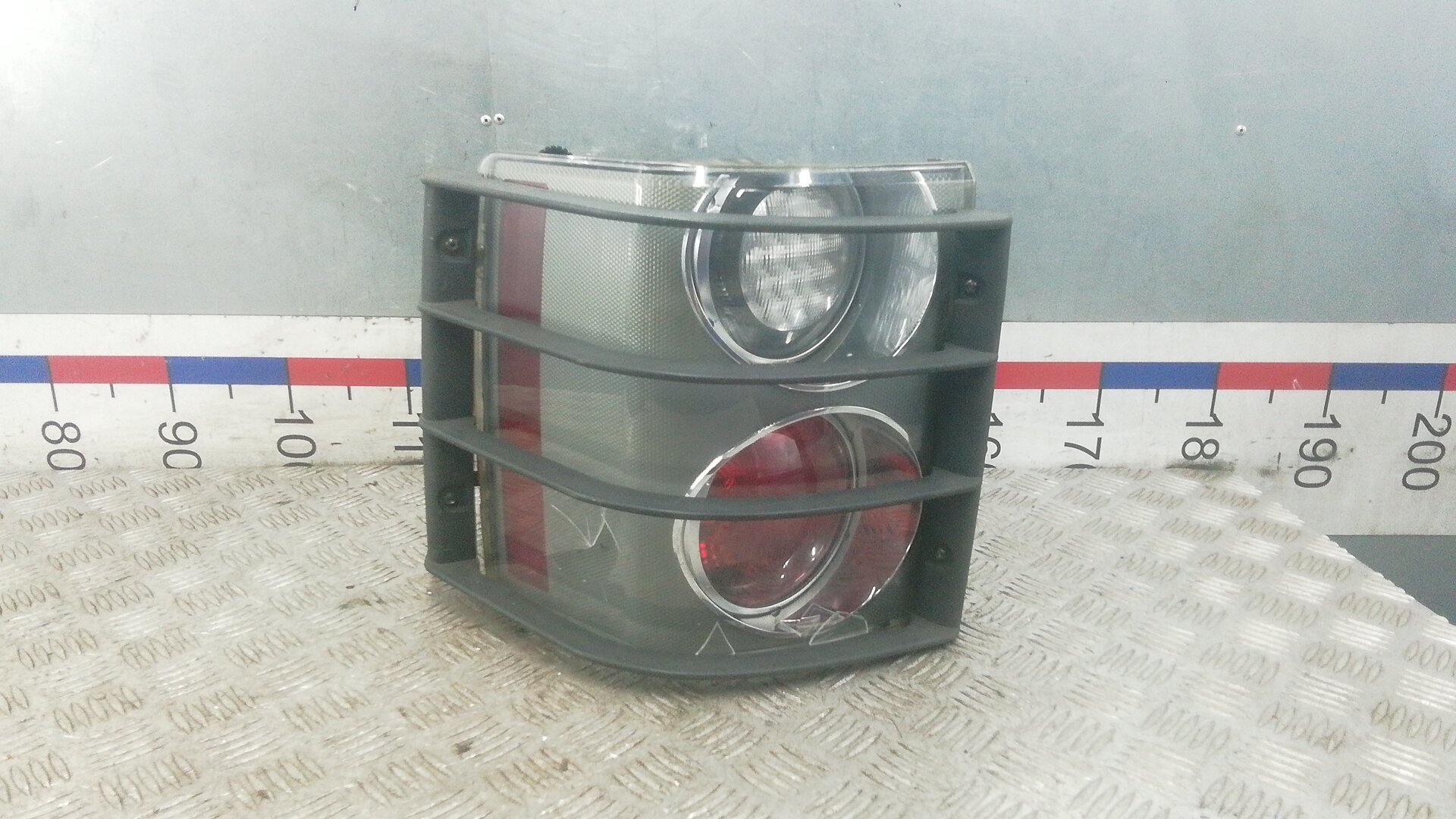 Фонарь задний левый LAND ROVER RANGE ROVER 3
