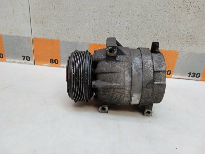 Б/У Компрессор кондиционера Renault Laguna 2004 2, X74 362253 RENAULT арт. 8200021822