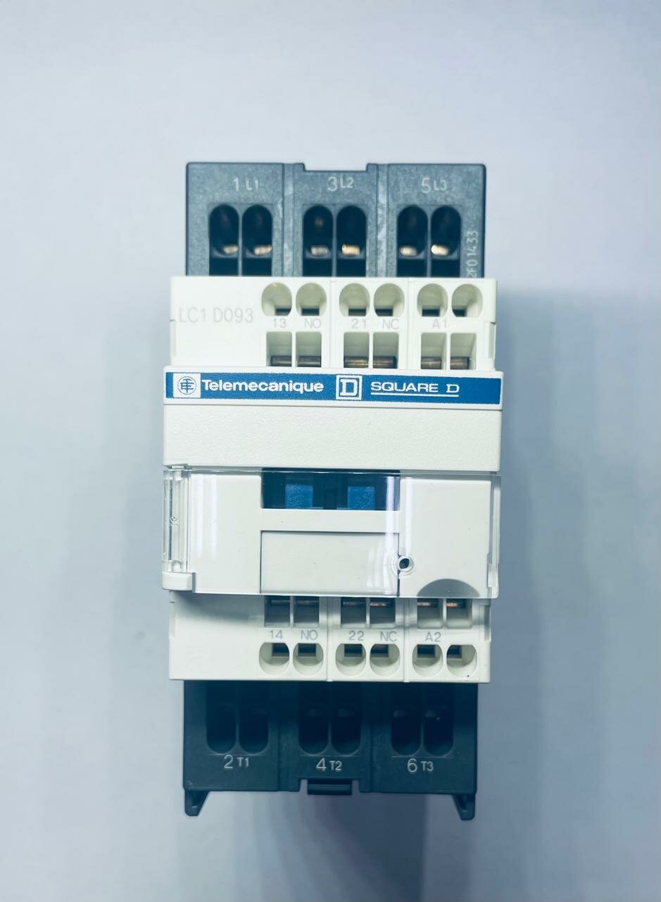 Контактор Schneider Electric LC1D093M7 D Telemecanique, 1 НО+1 НЗ доп. контакты, 9А, катушка 220V