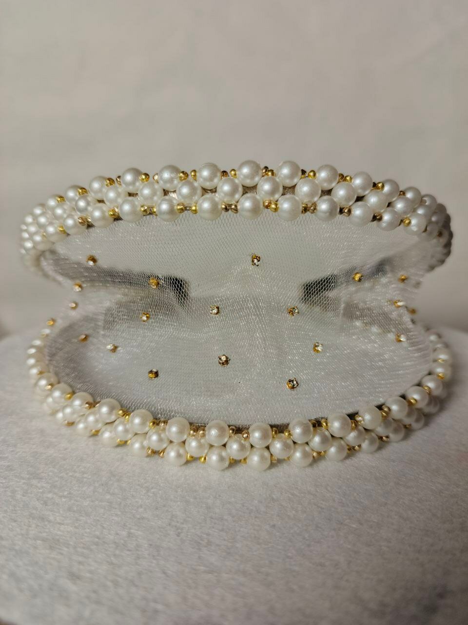 Вечернее украшение на голову ручной работы в подарочной коробочке