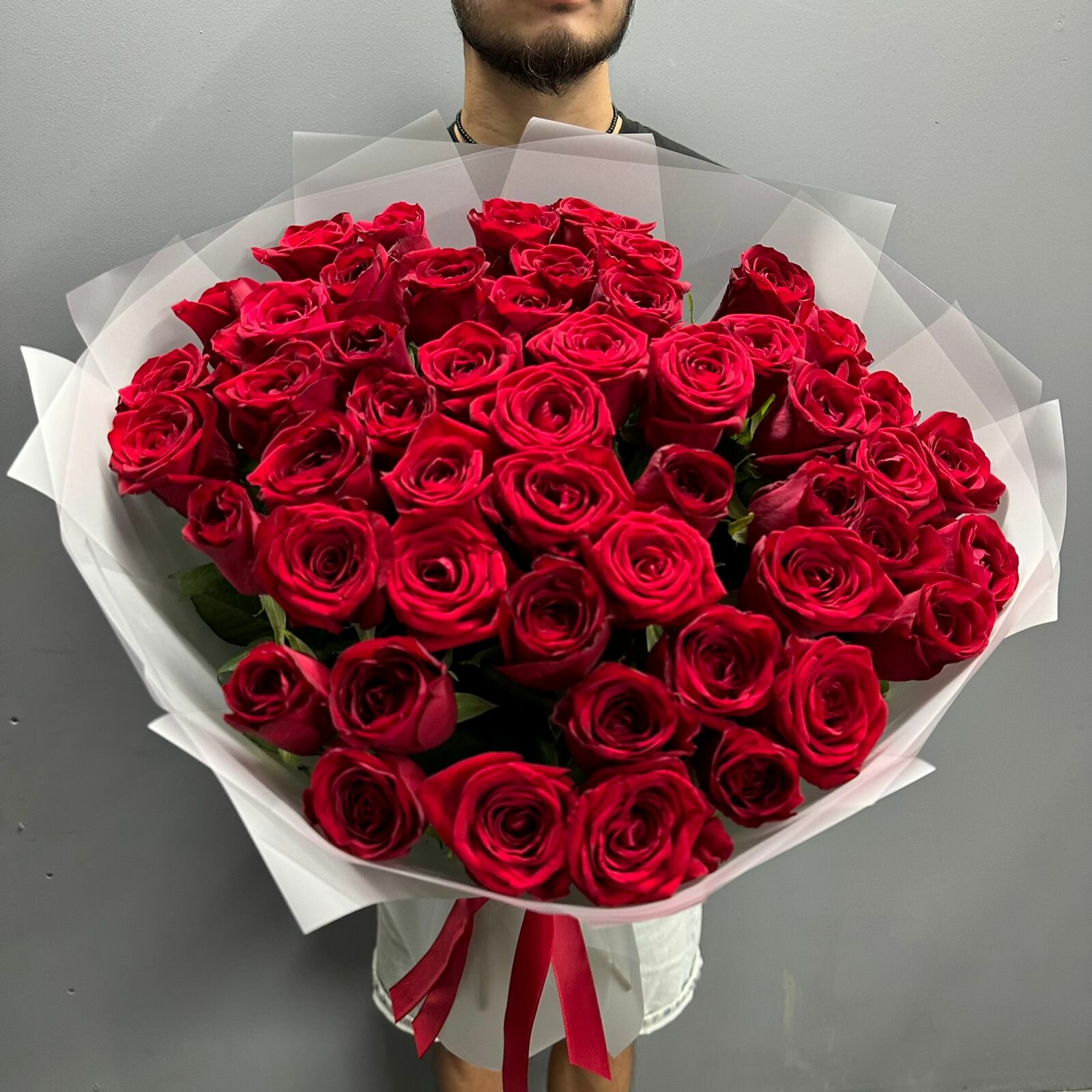 Букет 51 роза Ред Наоми | 51 роза 60 см | Красные розы 51 шт 60 см